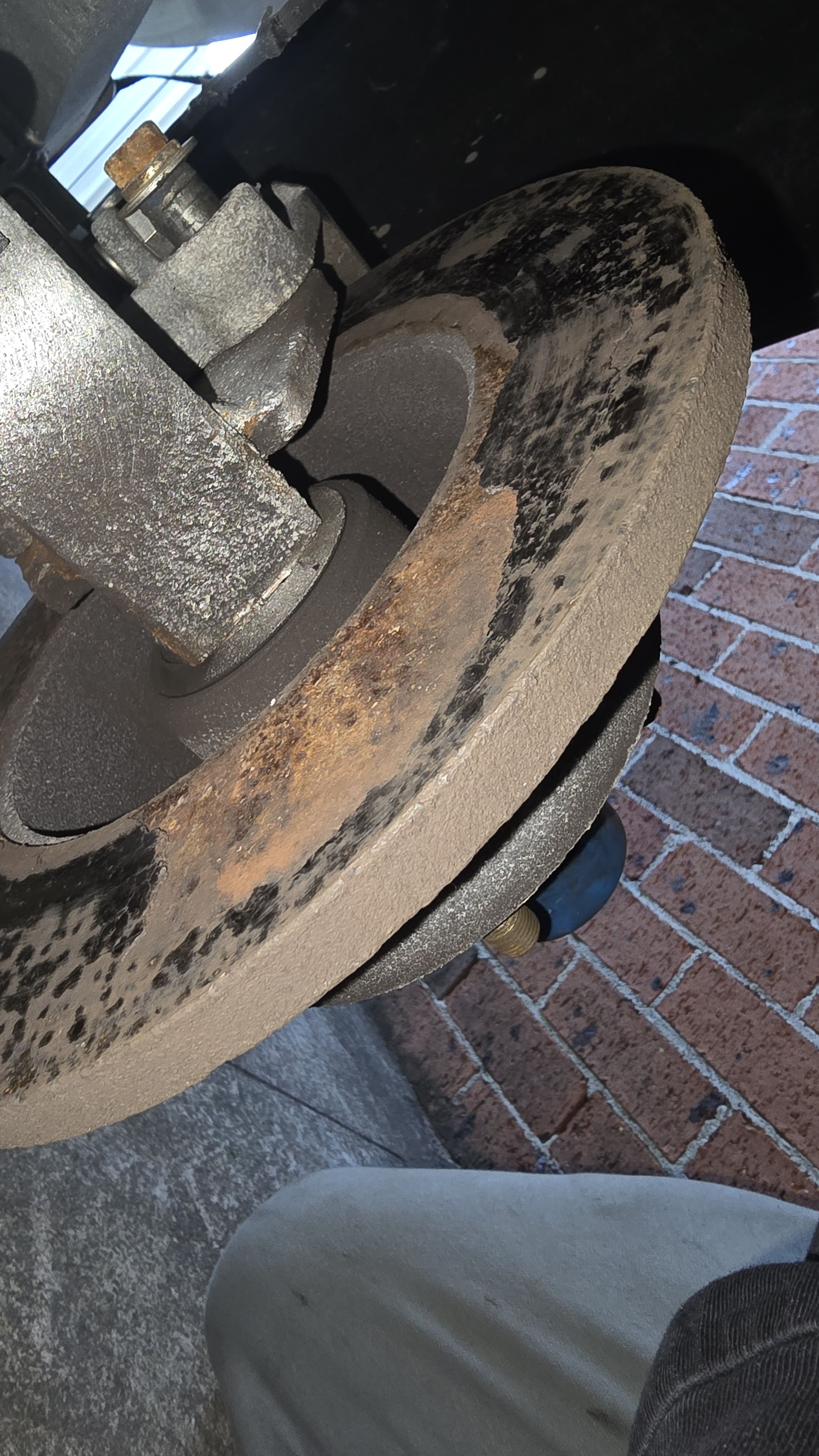 Why does my brake rotor rust inside out and whole piece fall off ...